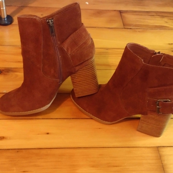 Sbicca | Shoes | Sbicca Stacked Heel Suede Booties In Whiskey Brown ...